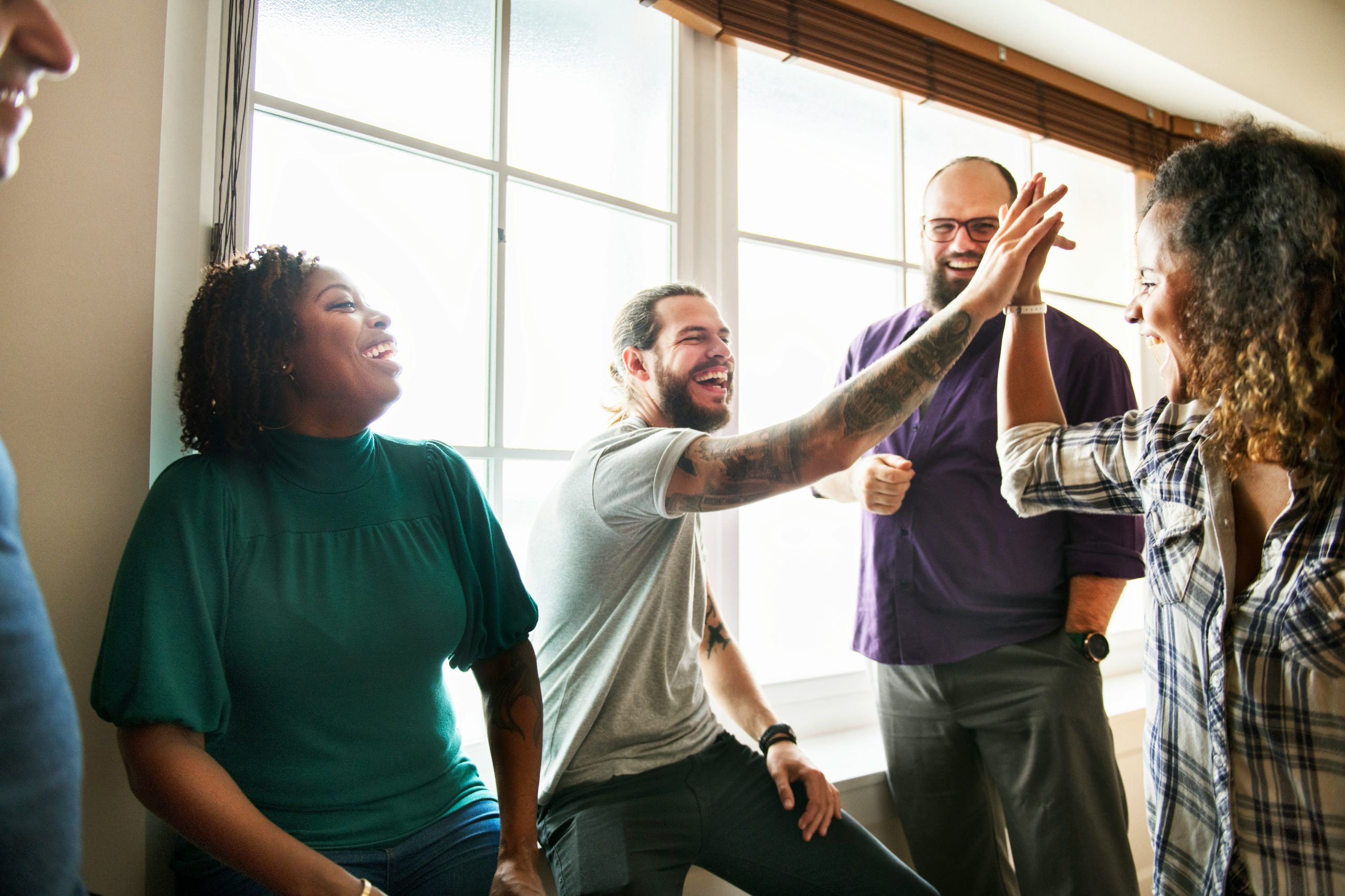 Kickstarting a Community Energy Revolution - powered by 5 LIFE Sister Projects - Energy Cities